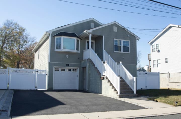 Cozy And Modern  Beach House - Keansburg, NJ