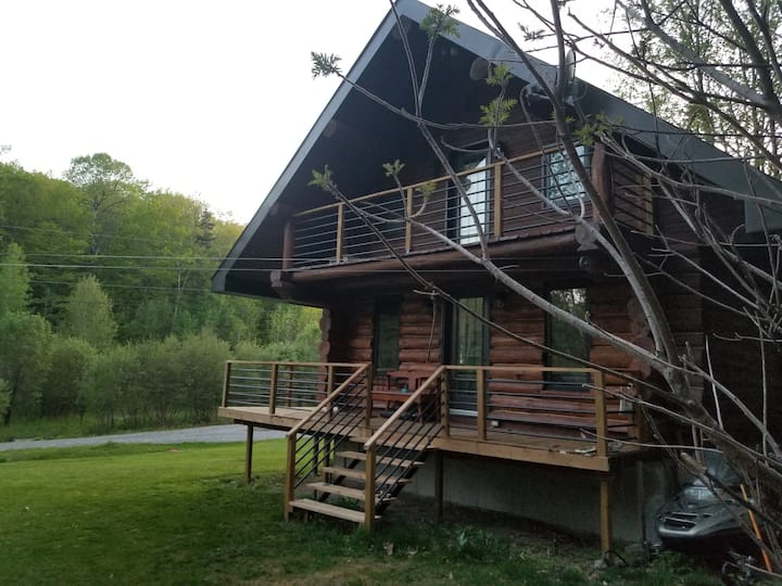 Log House - Gatineau