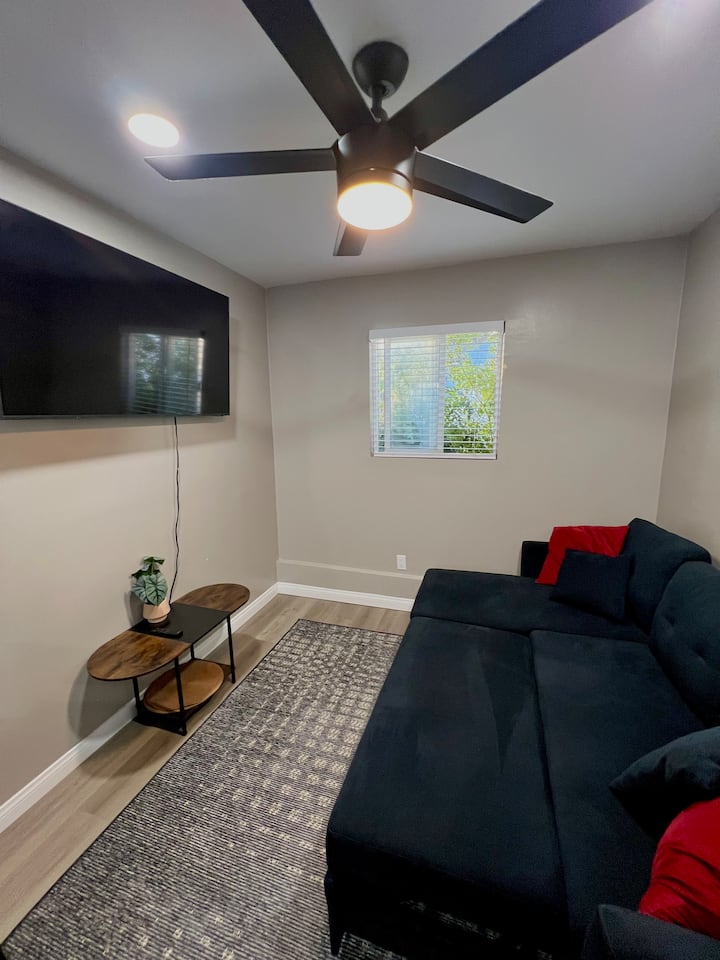 Guest Suite In Norwalk | Central La. - Bellflower, CA