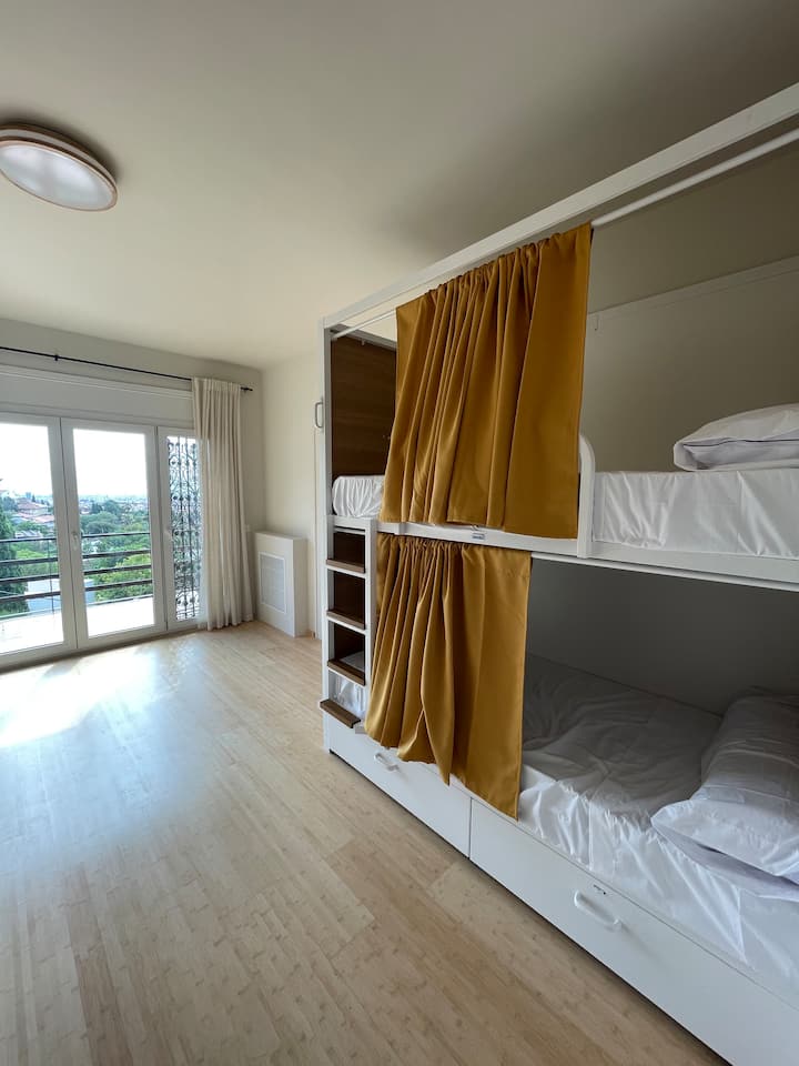 Exclusive Shared Room - Rubí