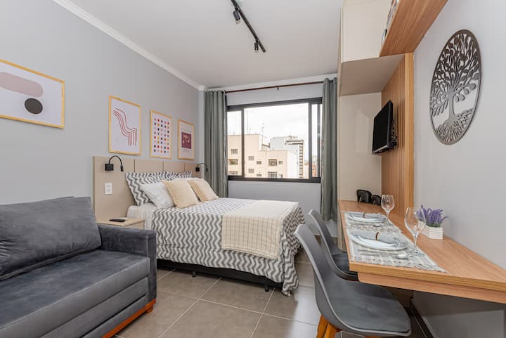 Studio  Moderno E Confortavel 2 Min Do Metrô + Ac - São Paulo