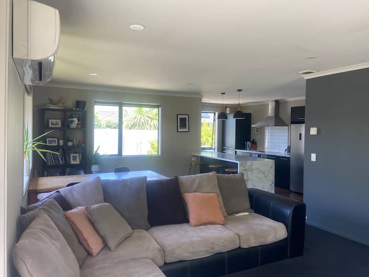 Two Bed House In Arthurs Point - Queenstown