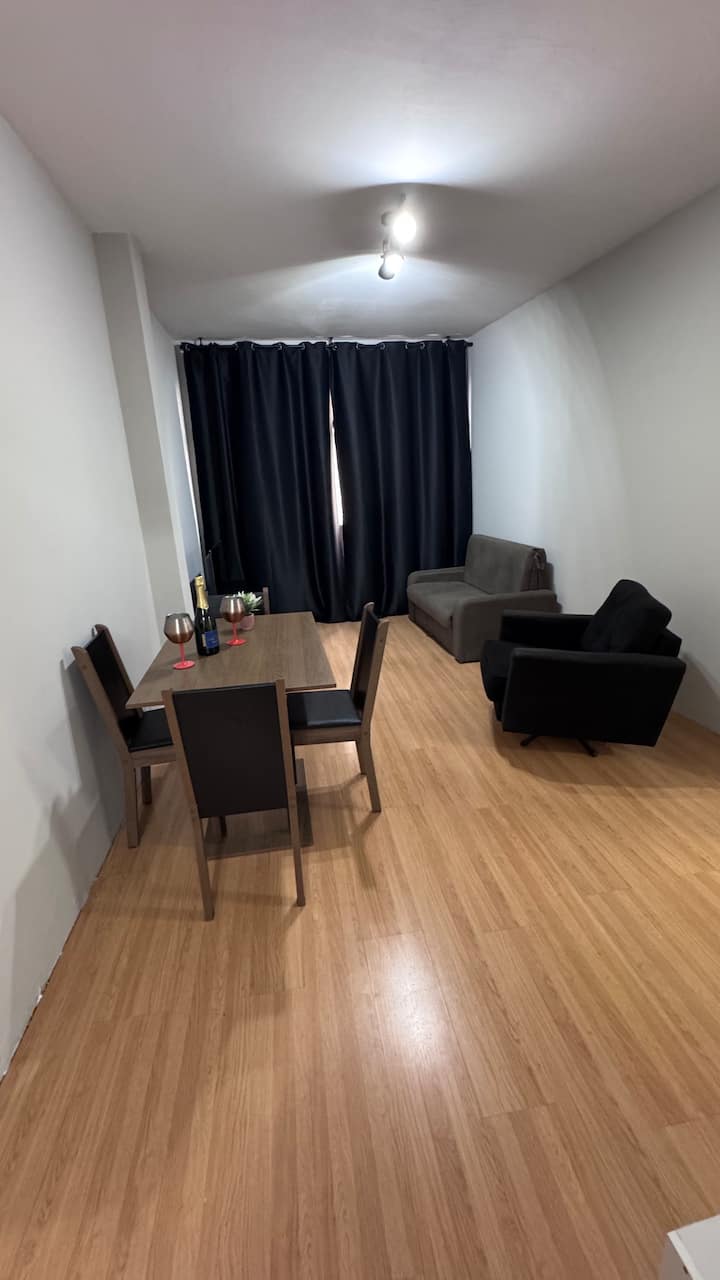 Aconchegante Apto Uma Quadra Da Praia | Gonzaga - Santos, Brasil