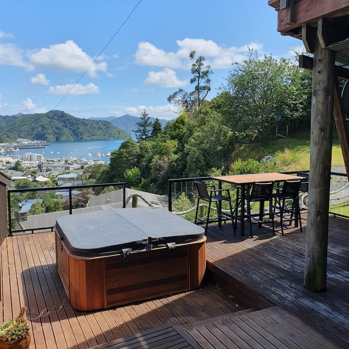 Picton View Apartment - Picton, New Zealand
