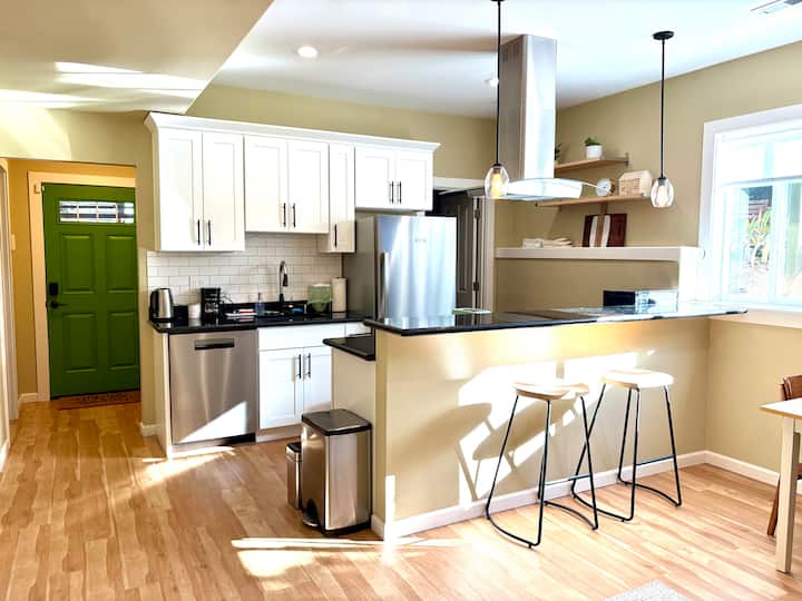 Private Guest Suite Near Everything In Ballard - Seattle, WA