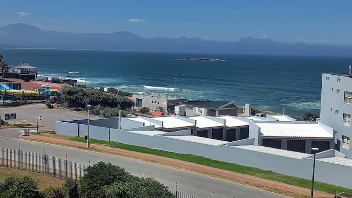 Estoril 30 - Mossel Bay