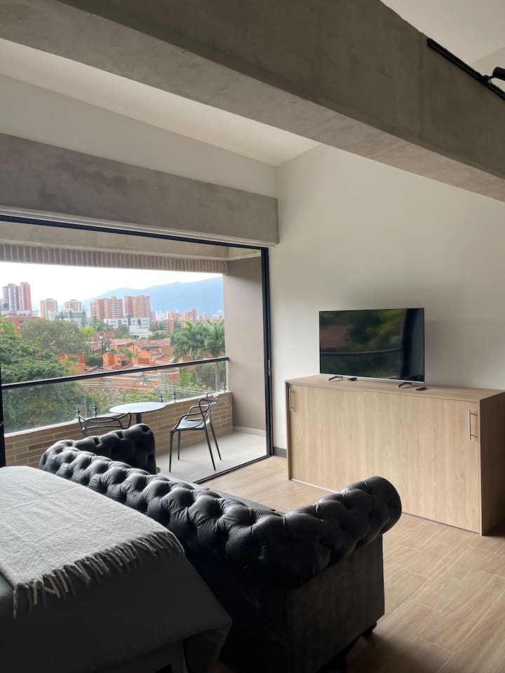 Loft Poblado Cerca El Tesoro - Medellín