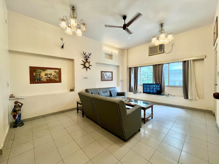Entire House In Udaipur City Center 3 Bhk + 1 Room - Udaipur