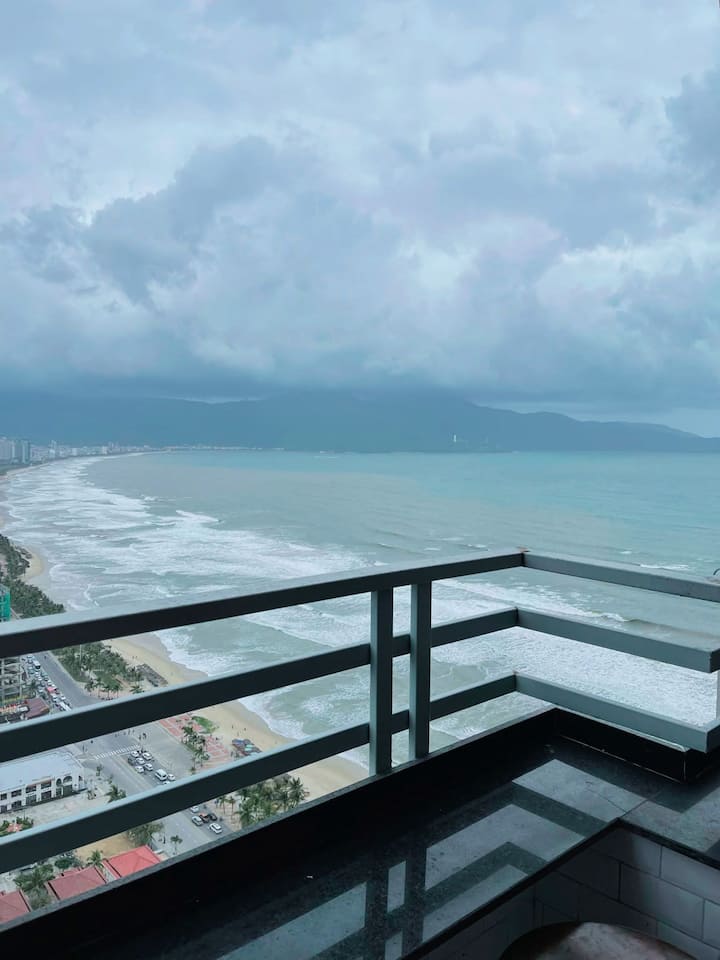 2br, Ocean View, Large Bathroom, High Floor - Da Nang