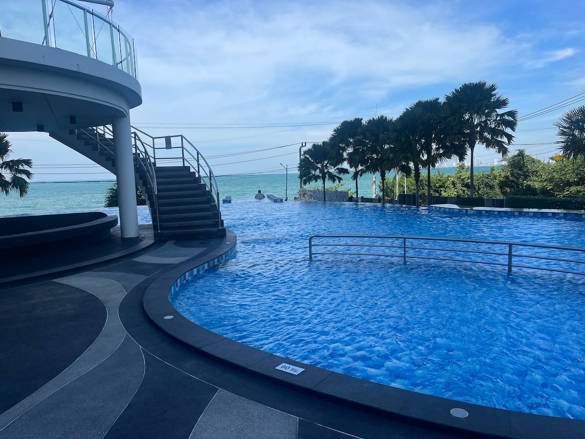 Sunset sea view by sandy beach (one bedroom flat ) - Airbnb