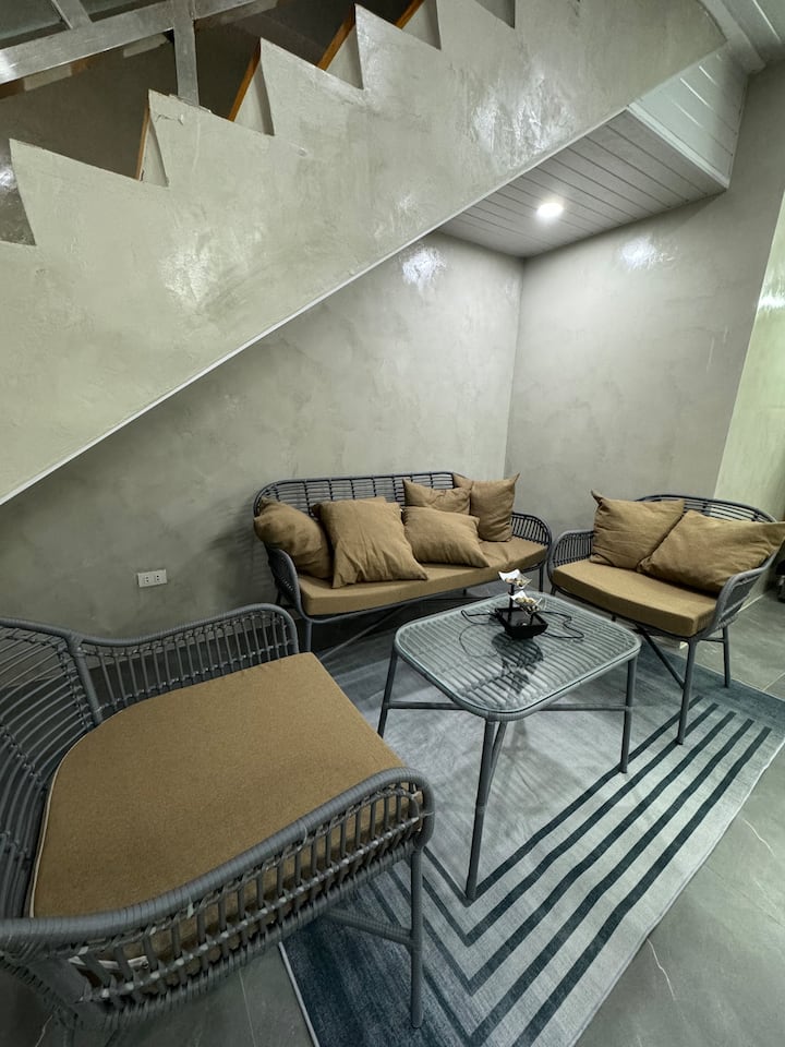 Modern Cozy Family-friendly Home •Central Loc - Nasugbu