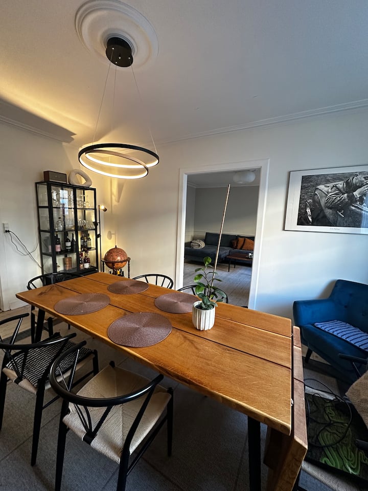 4-værelses Herskabslejlighed - 