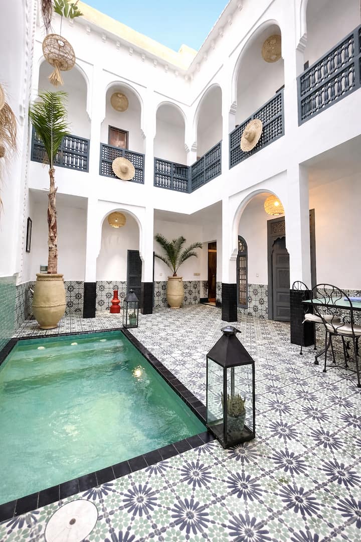 Sokoun, 360m² De Calme & Bassin Rien Que Pour Vous - Morocco