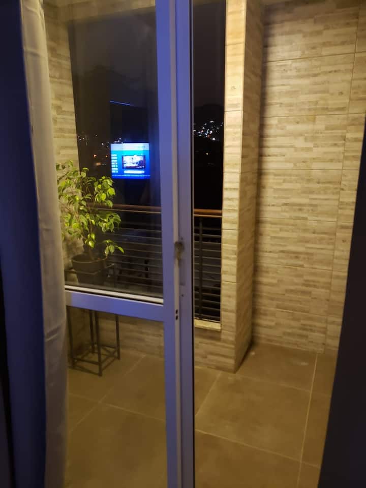 Flat , Varanda. Cozinha , Garagem, Ac, Wi-fi - Rio / Galeão – Tom Jobim Airport (GIG)