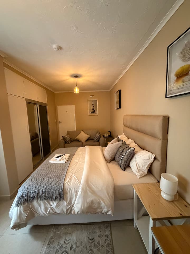 Mondo Gardens: “The Focus Nest” Guest Room - Harare