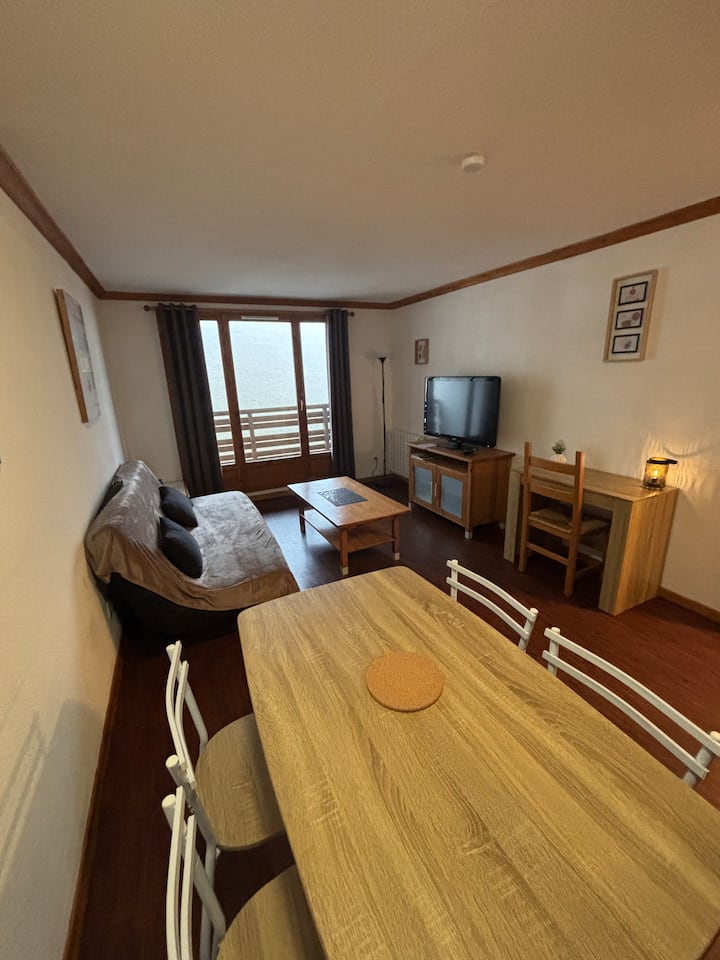 Super-besse Appartement 4 Pers Avec Piscine. - Super-Besse