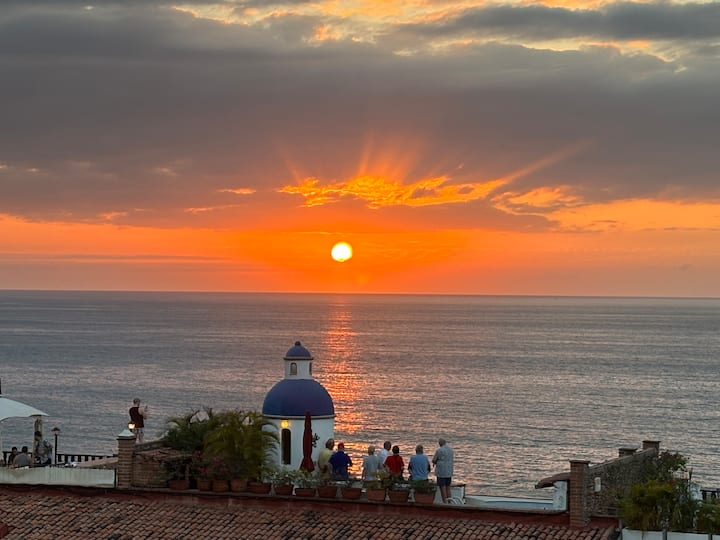 Ocean Views, Rooftop Pool By Beach @Zona Romantica - Puerto Vallarta