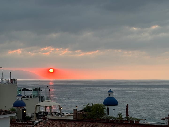 Ocean Views, Rooftop Pool By Beach @Zona Romantica - Puerto Vallarta