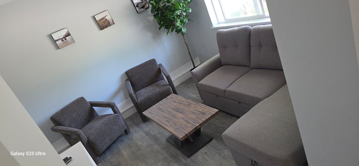 Spacious 3 Bedroom 1 Storey Home - Merritt
