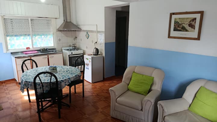 Dpto Por Día Para 1 O 2 Personas - Pico Truncado