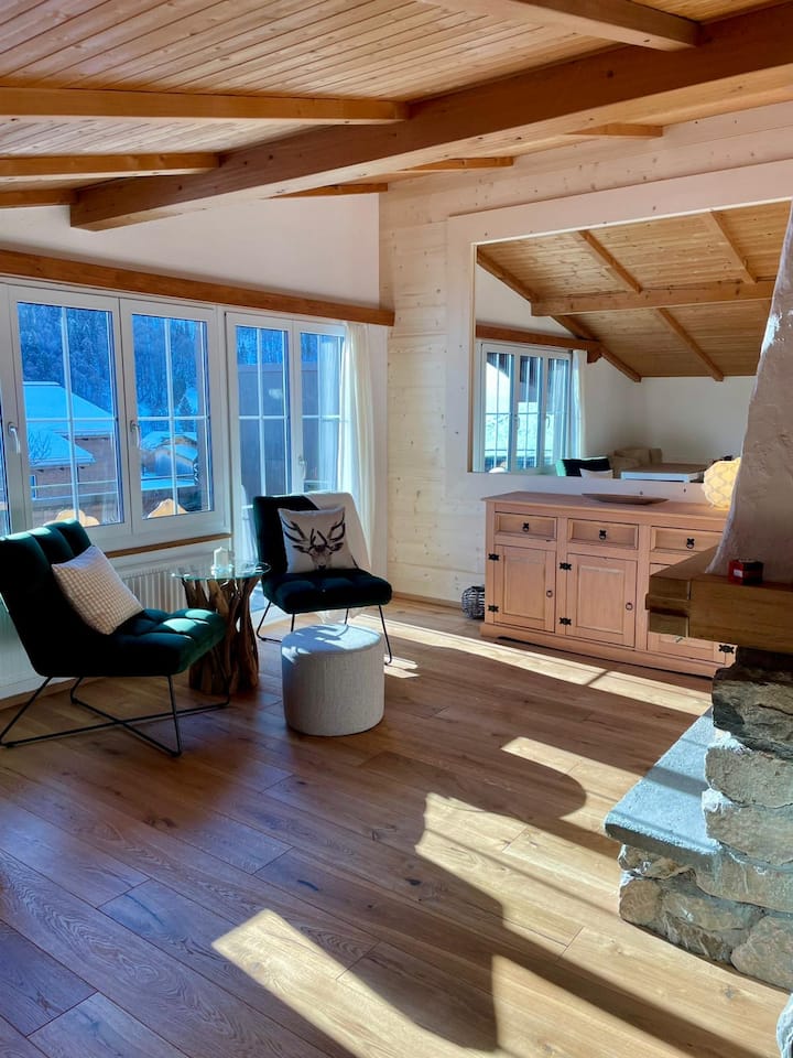 Bergchalet Mit Sauna & Terrasse - Klosters-Serneus