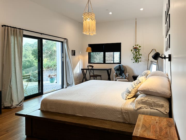 Spacious Canyon View Guestsuite, Heart Of Topanga - Topanga Canyon, CA