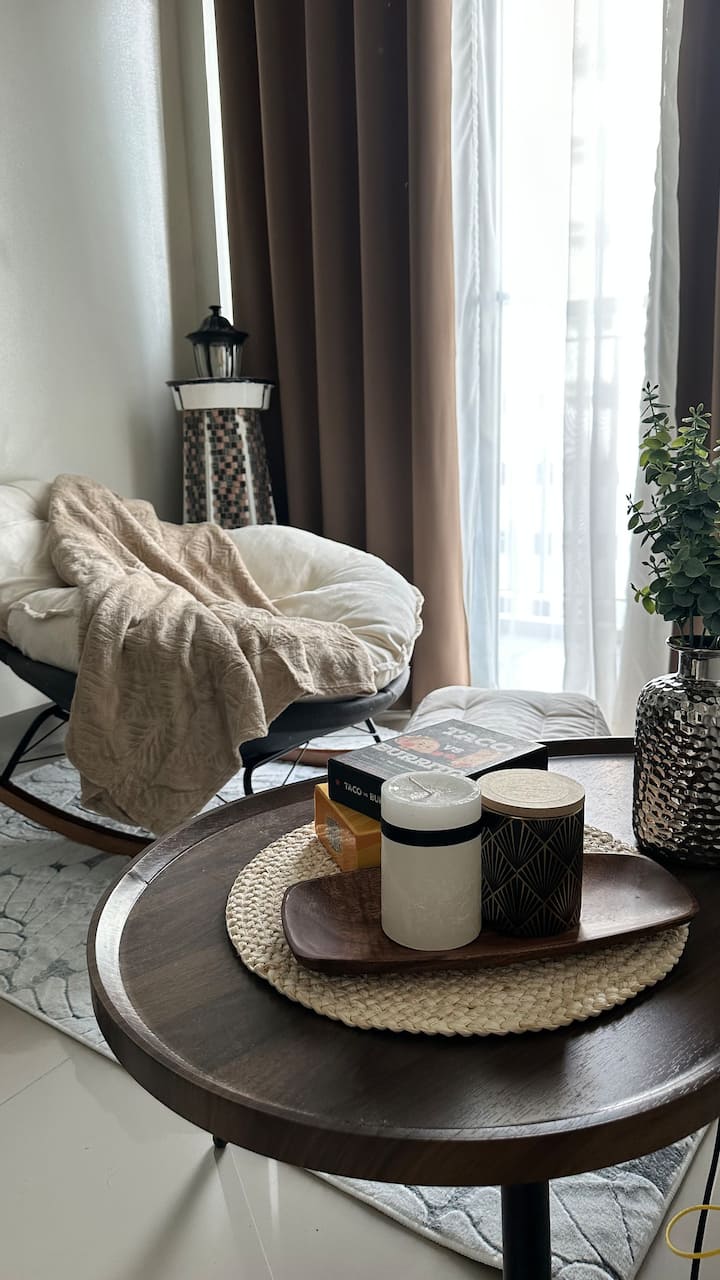 1br Victorian Style + Entertainment Room - Cainta