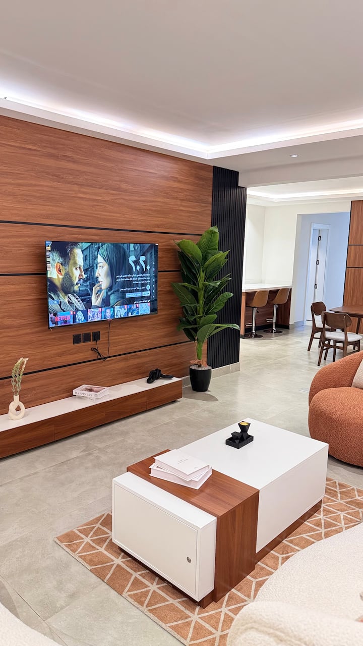 Luxury 3br
( دخول ذاتي ) - Riad