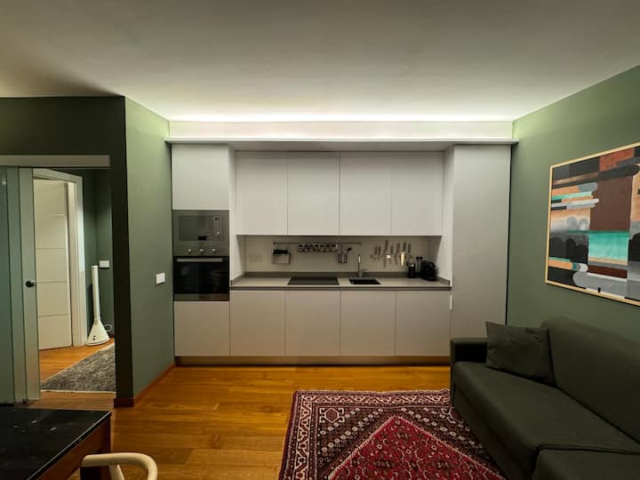 Ultimo Piano In Centro E Balcone - La Thuile