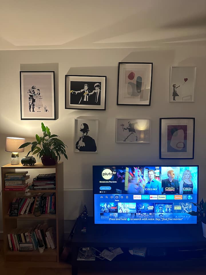 Artsy 2 Bed Flat In Central London - London