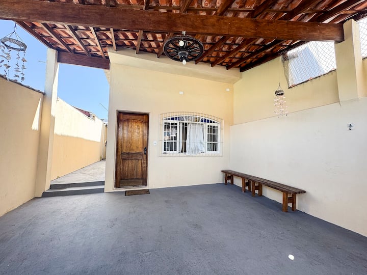 Casa Grande 1 Km Praia Indaiá, Ar E Churrasqueira - Caraguatatuba