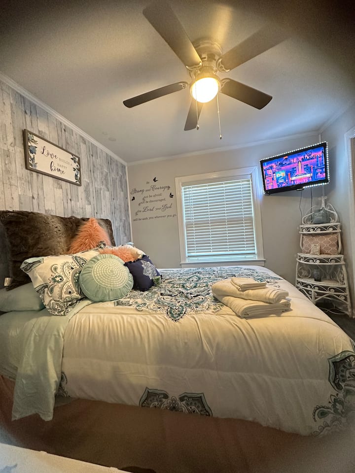 Peaceful Room W/ Privacy! - Dothan, AL
