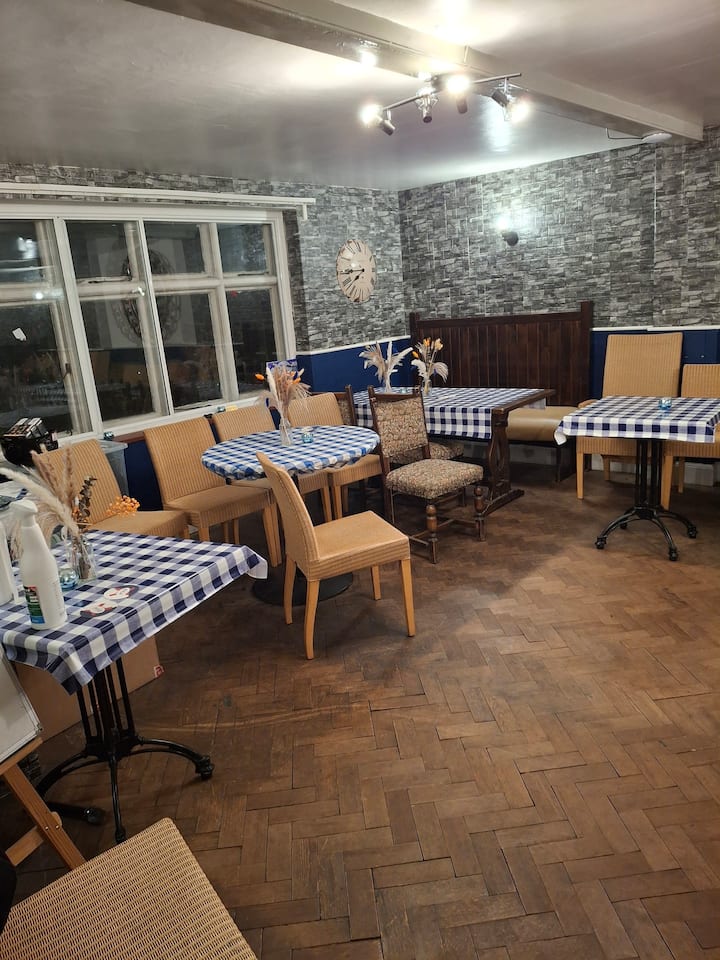 B&b En Suite Rooms In A Family Run Village Pub - Clevedon
