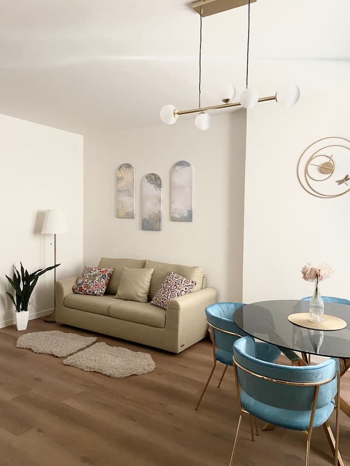 Treviso In Stile: Design Contemporaneo E Comfort! - Treviso