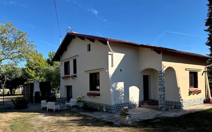 Maison Familiale Dans Le Gers 12 Personnes - Fleurance