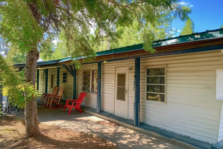 3 Bedroom Home+wifi+ac+20 Miles To Yellowstone - Island Park, ID