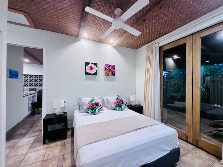 Sovereign Palms - Tipani - Rarotonga