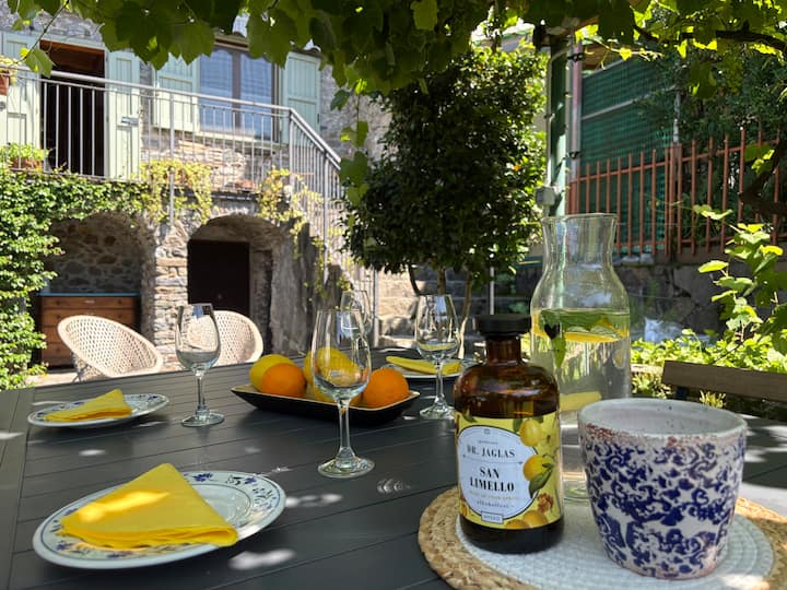 Italian Charm Awaits Peaceful Stay Garden&pergola - Colico