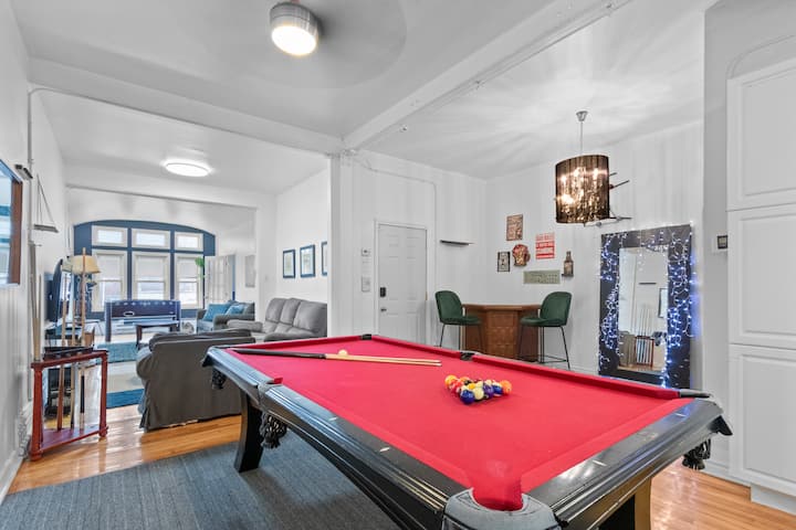 Chic Vintage Duplex In The Heart Of Downtown - Montreal