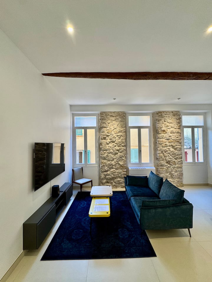 Newly Renovated With Old Charm - Antibes