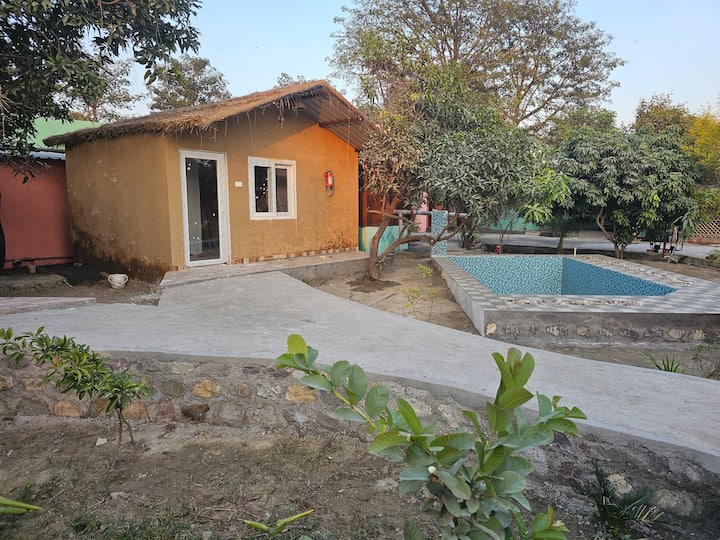 Farm Cottage - Pool Side Retreat - Haridwar