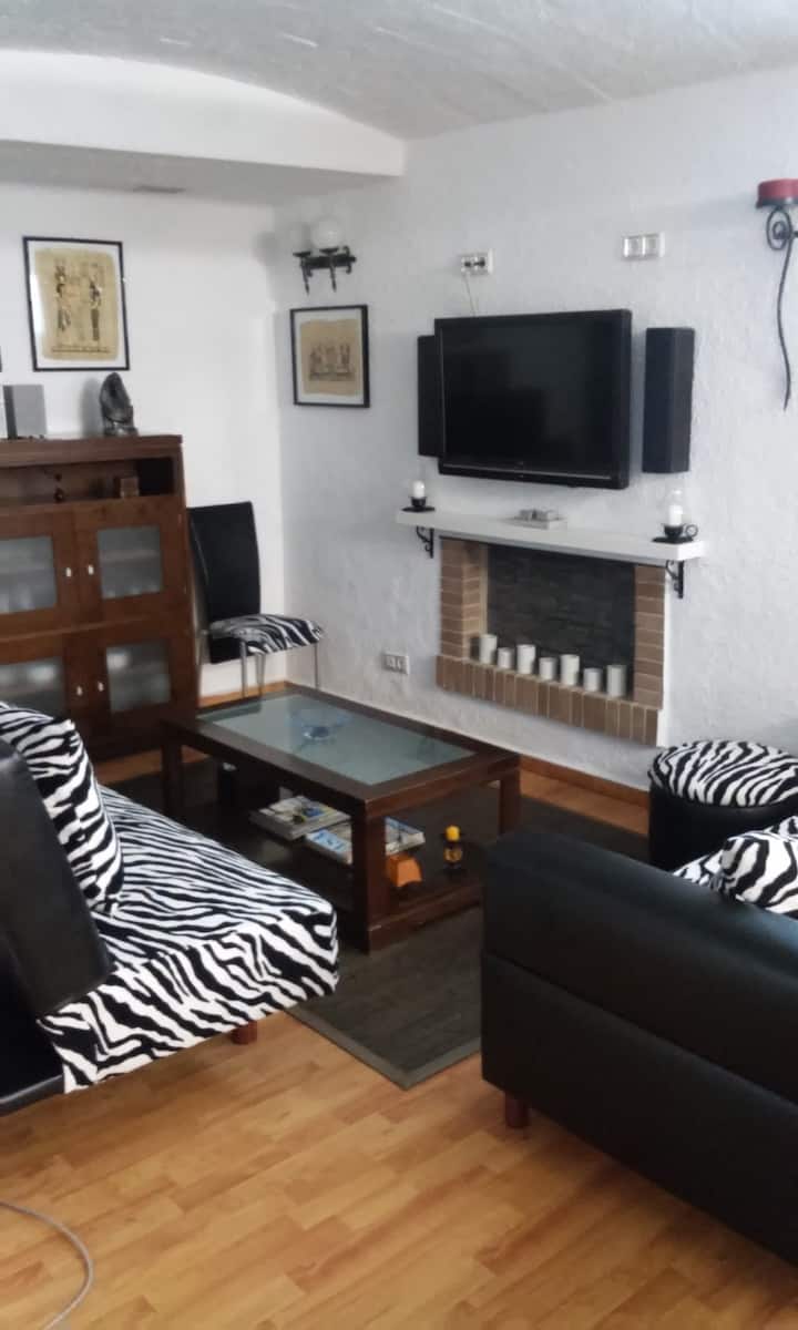 Casa Cueva En El Barrio Antiguo - Lloret de Mar