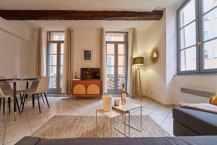 Appartement Lumineux En Hyper-centre - La Garde