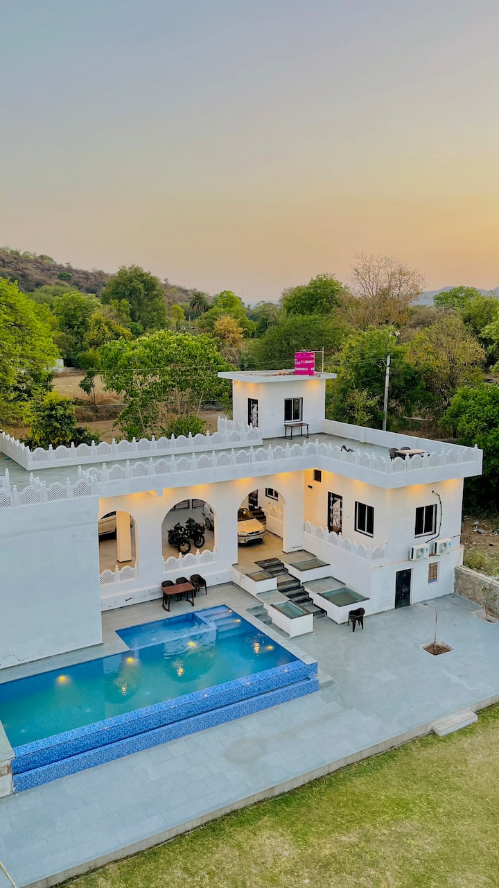 Pichola Lake House - Udaipur