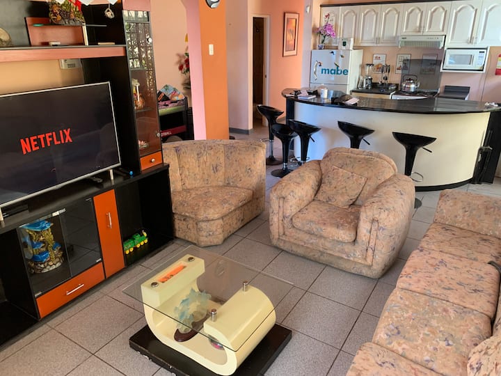 Casa Familiar Con Parrilla Y Juegos - Santa Rosa