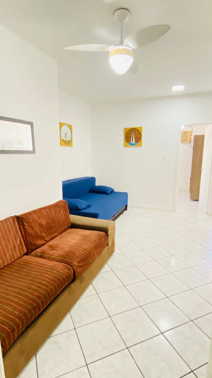 Apartamento Em Calçadão Central, 50 Metros Do Mar - Balneário Camboriú