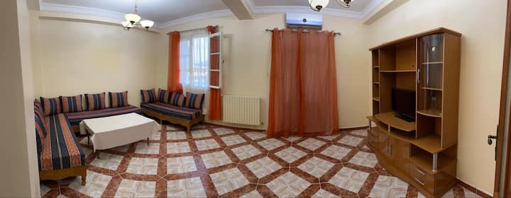 Apparemment F4 Propre Confort à Louer (Vacances) - Tlemcen