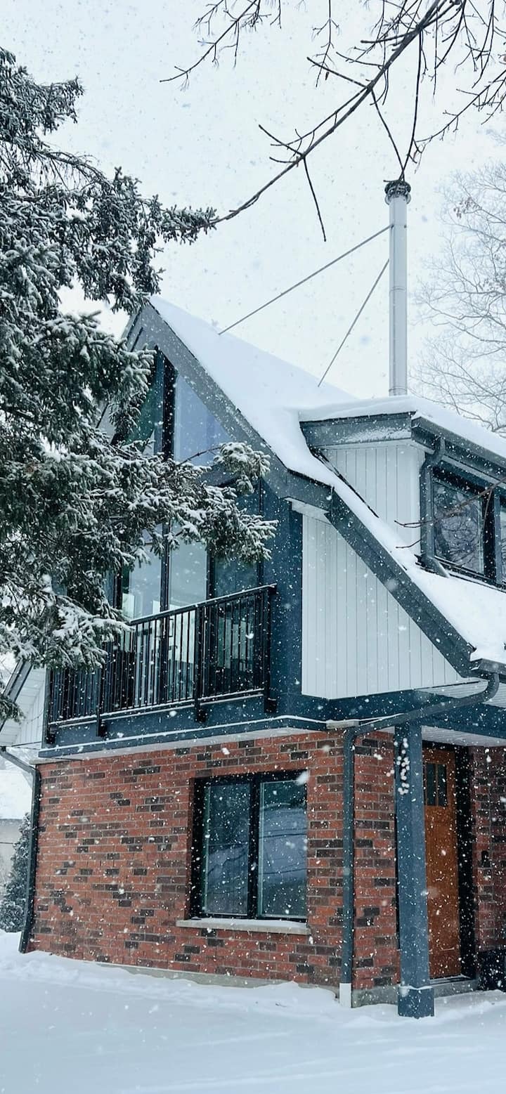Hillside Studio: Midland + Winter Escape - Midland