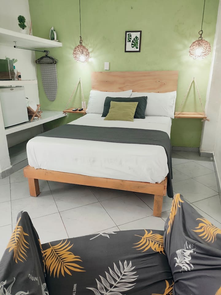 Cuarto Green Zen Con Baño Privad - Mérida, México