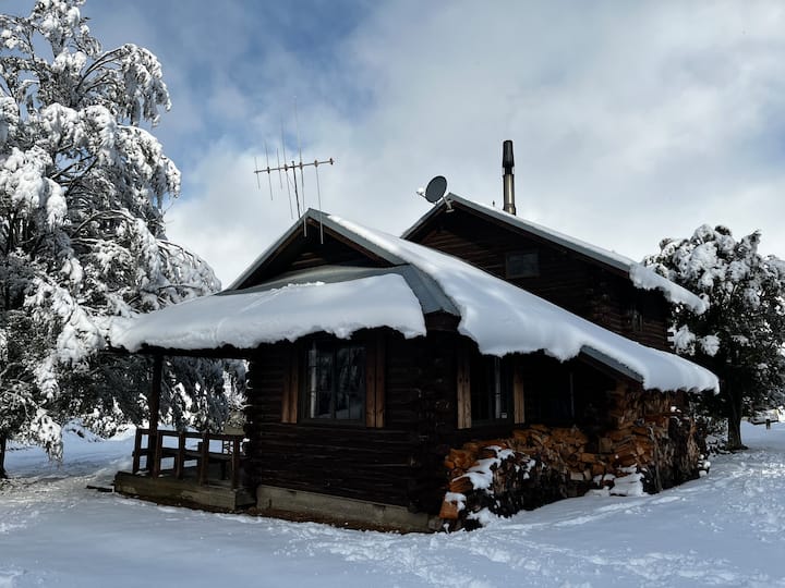 The Cabin. Cosy Three Bedroom. Gorgeous  Retreat - Broken River Ski Area